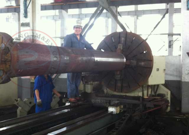 Custom Carbon Steel Forged Spindle Precision Forging For Wind Power ...